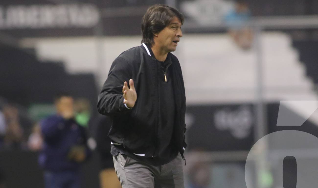 Garnero analizó la derrota de Libertad y se tiró contra el arbitraje